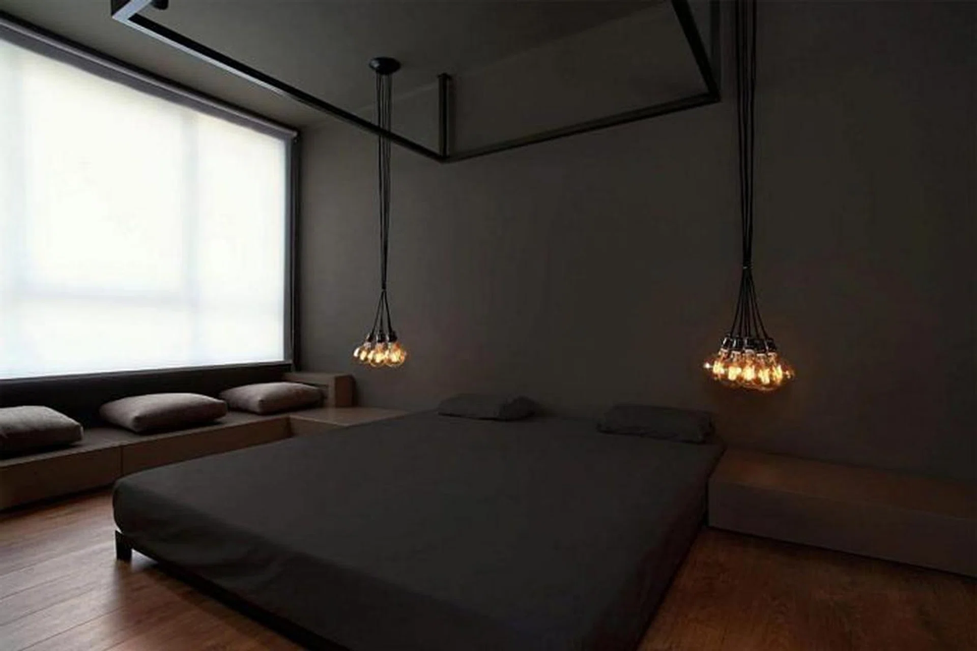 House Tour: This all-black apartment design is the ultimate 50 shades ...