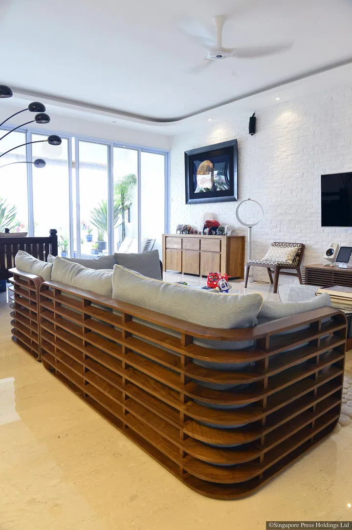 Lum May Yee, Canary Diamond Founder’s Bright & Art-Filled Home | Home ...