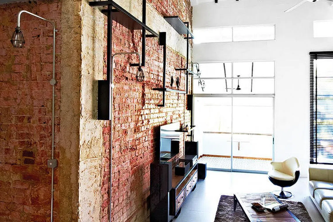 10 Industrial-style homes with exposed pipes and trunking - Home ...