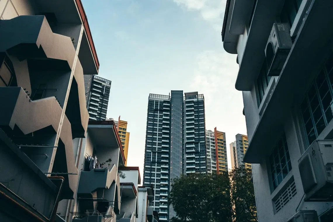HDB vs Condo: Which is a better first home in Singapore? | Home & Decor ...