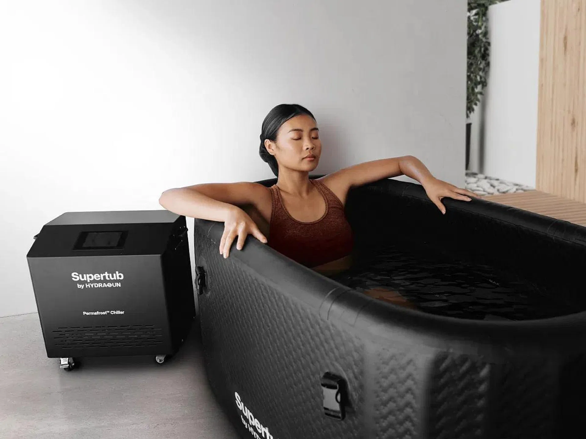 HydraGun Supertub: $4,999 Ice bath tub for sports recovery | Home ...