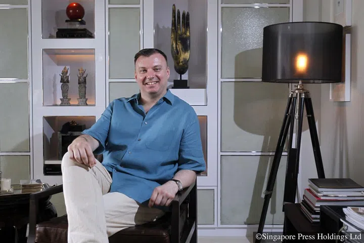 He designs posh hotels and restaurants for a living – check out Warren ...