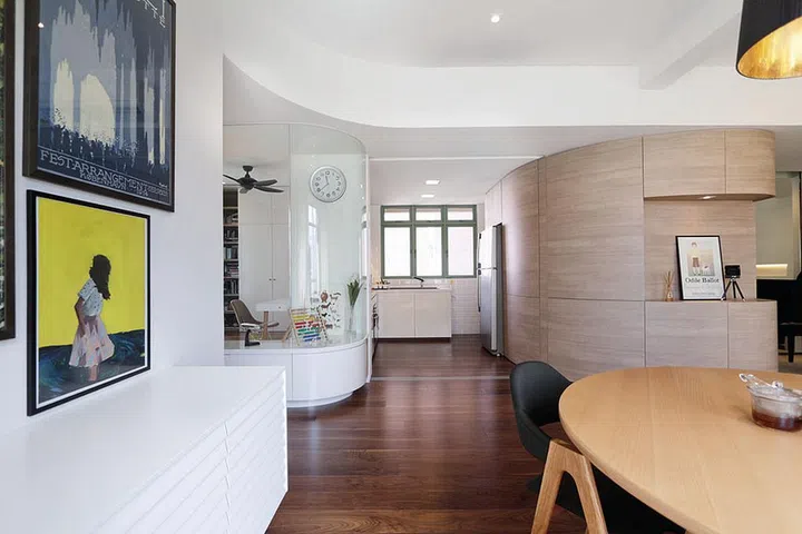 House Tours: Rounded shapes and corners abound in these condo ...