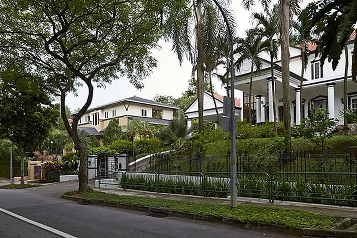 The effect of MRT Downtown Line 2 on property prices in Bukit Timah ...