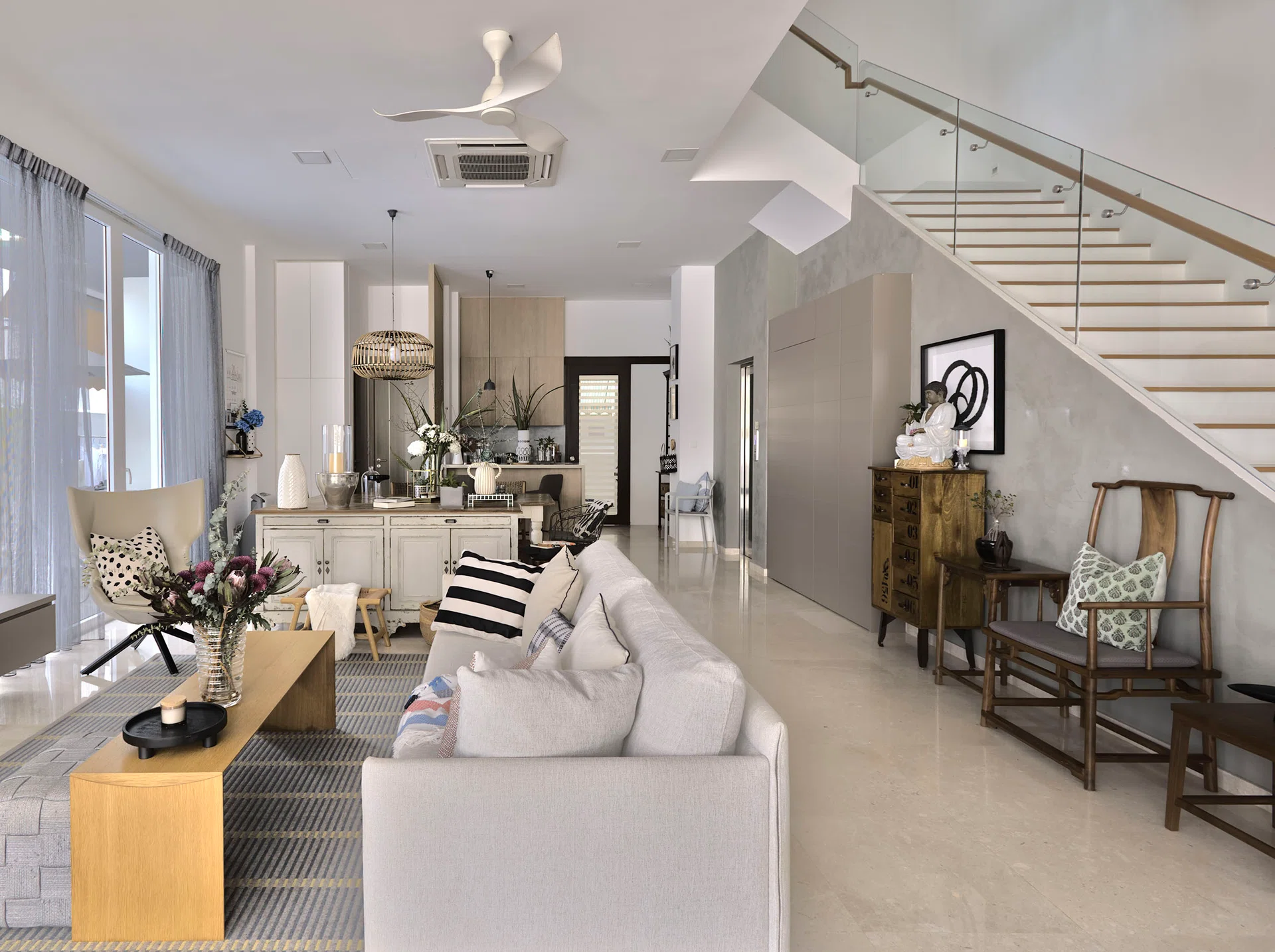 Home Tour: An engineer couple spent $35,000 on decoration for their rented terrace house | Home ...