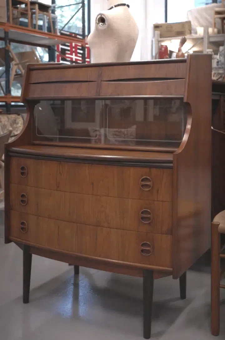 Lorgan's The Retro Store Review: Customer became new owner! | Home ...