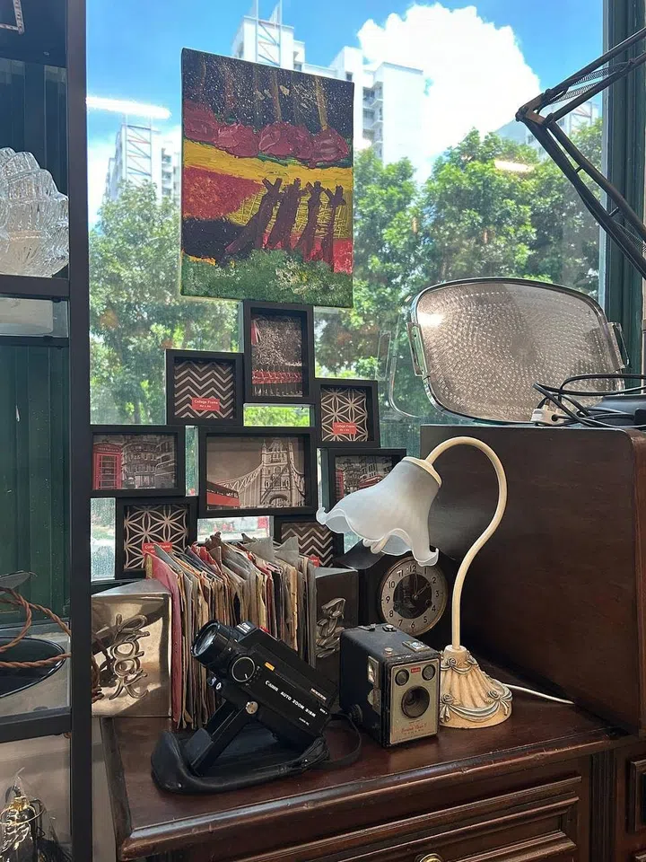 Lorgan's The Retro Store Review: Customer became new owner! | Home ...