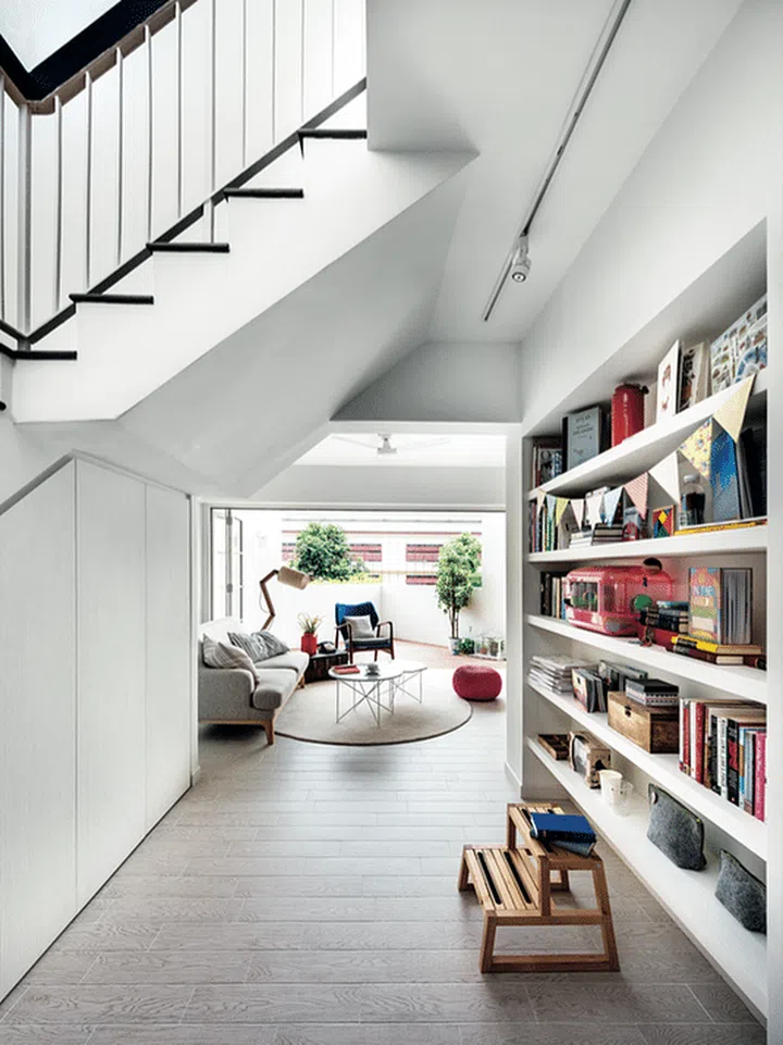 High Ceiling Storage Ideas: 4 Full-height built-in storage cabinets ...