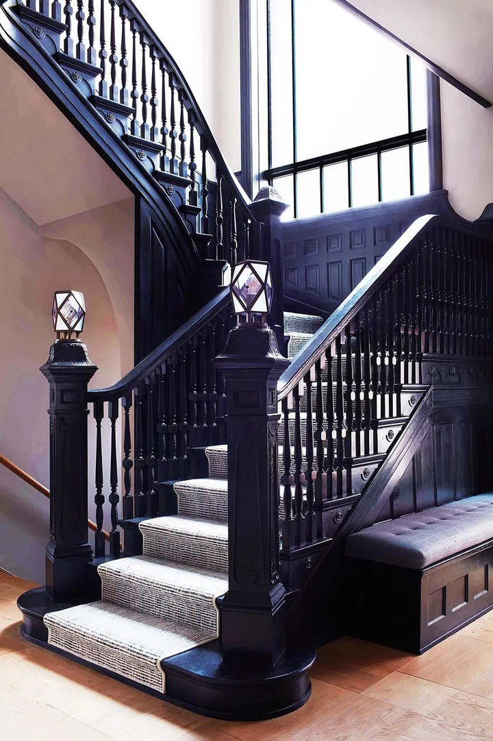 A historical Roman Revival mansion in Chicago built in 1894 | Home ...