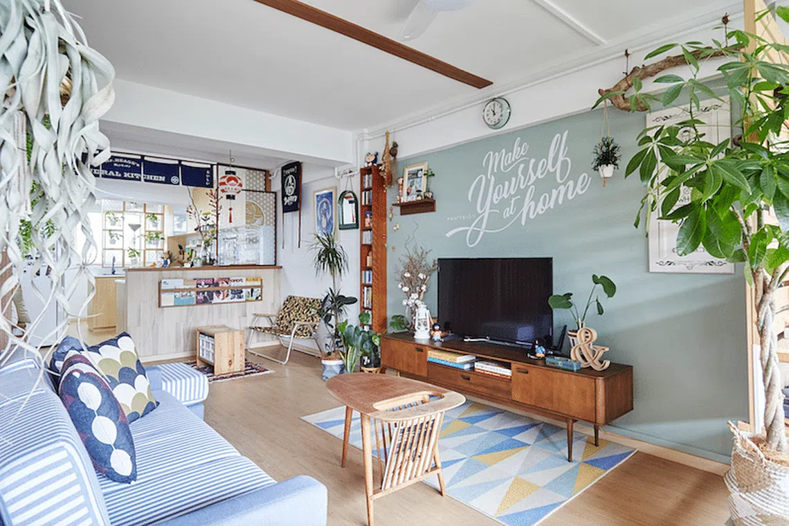 House Tour: DIY craft and handmade details give a personal touch to ...