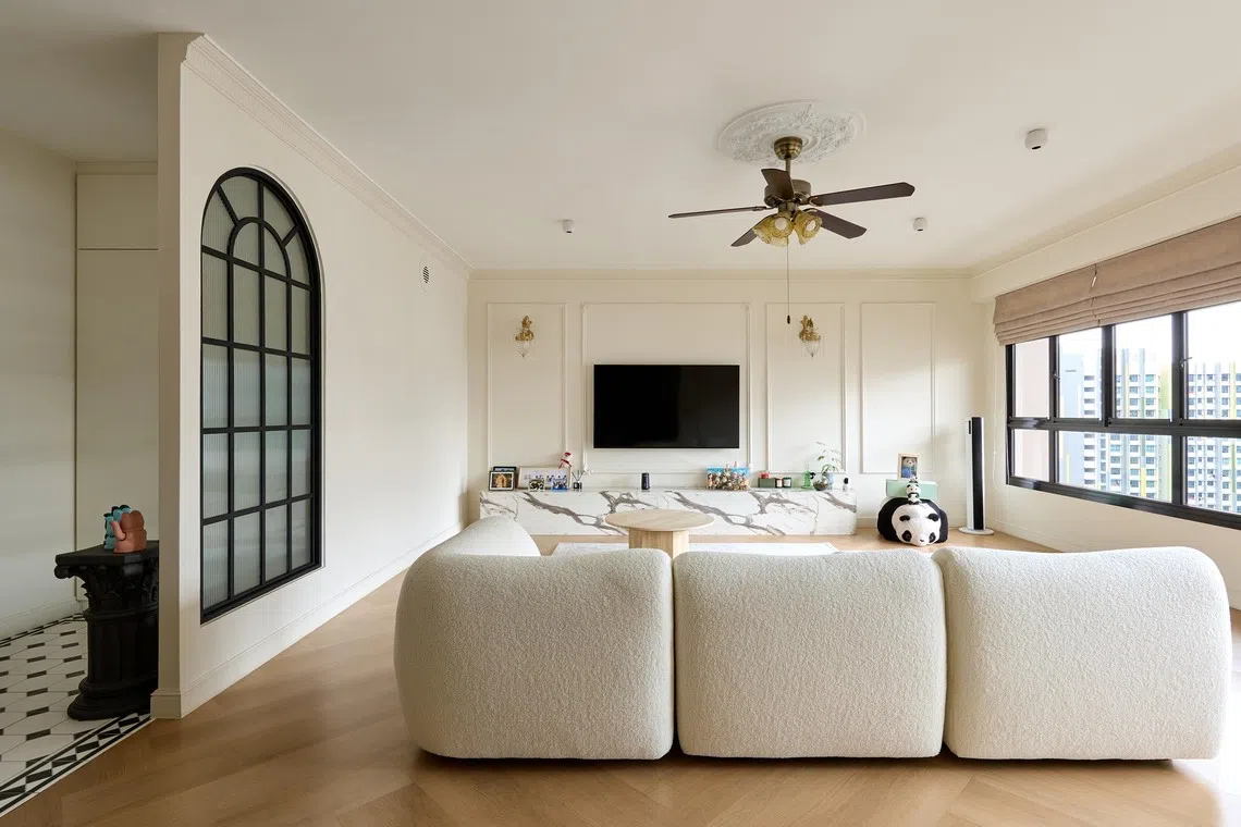 A banking couple’s $75,000 French Retro renovation for their 5-room HDB ...