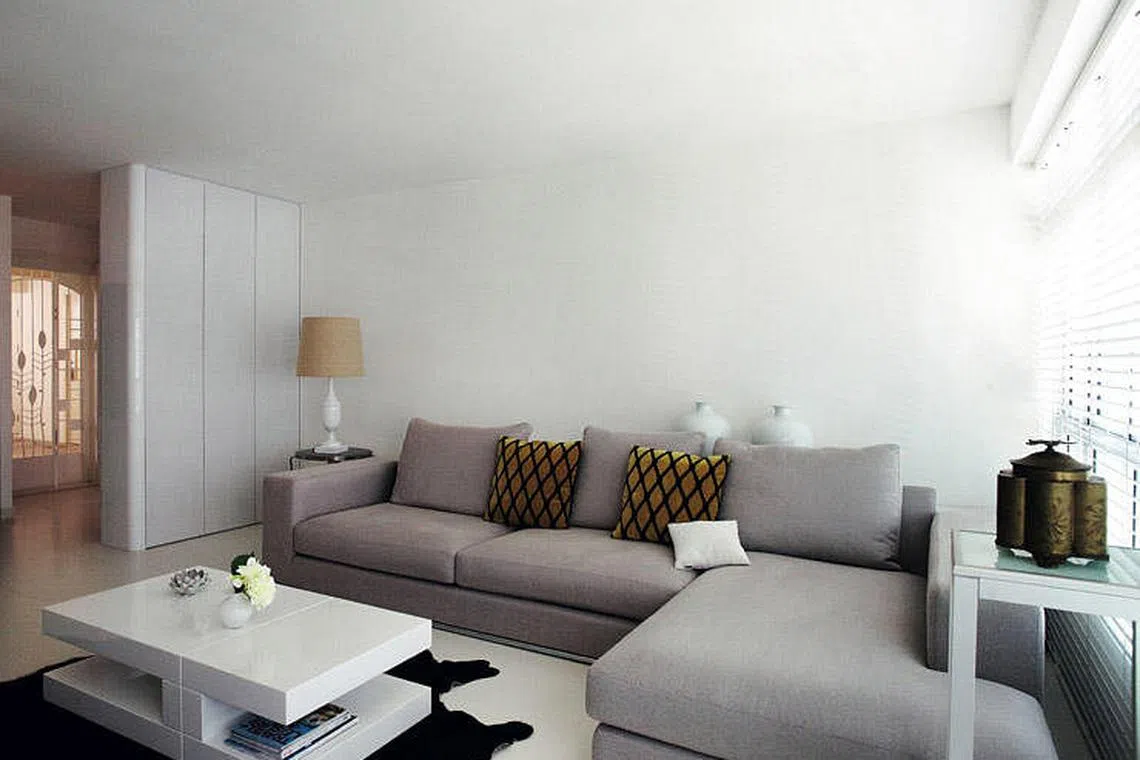 Feng Shui Interior design for 5-room HDB flat in Ang Mo Kio | Home ...