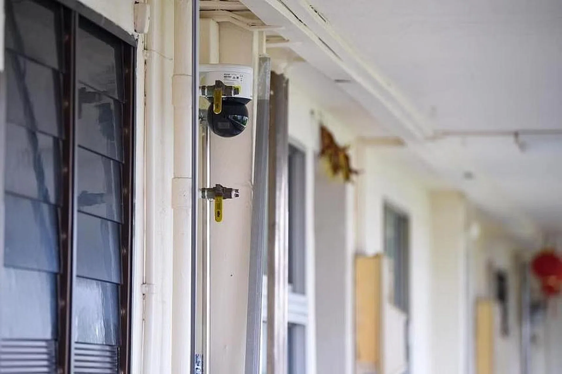 Install CCTV for HDB Corridor: HDB Door cameras are now legal | Home ...