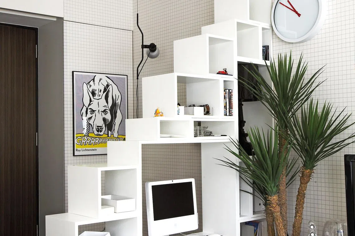 Home tour: Minimalist white boutique-style 465sqf studio apartment ...