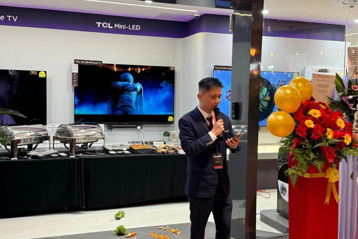 TCL Singapore Northpoint Review: LED displays, aircon & more | Home ...