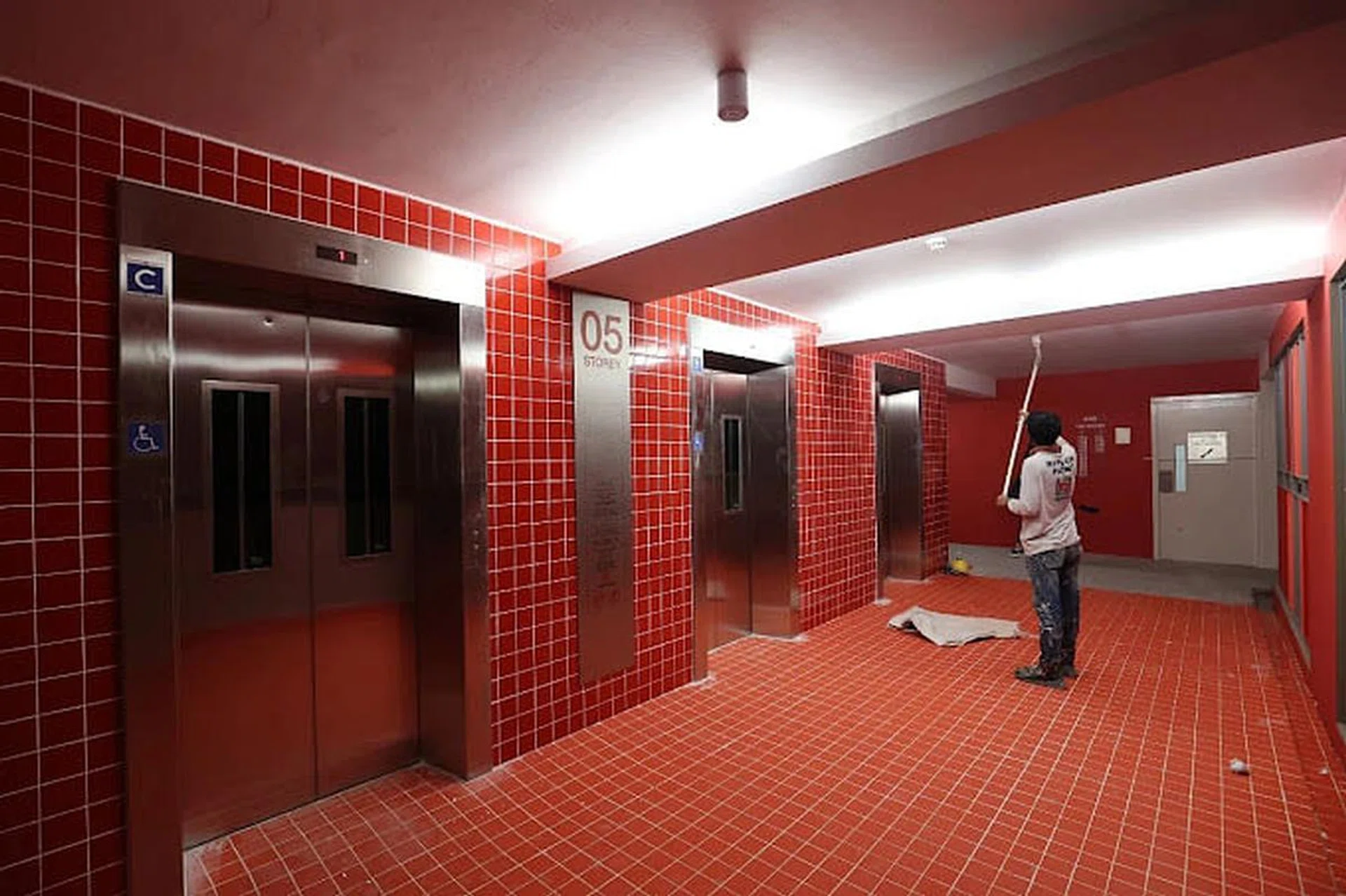 Tampines GreenVines BTO Review: Famous spooky red lift lobbies | Home ...