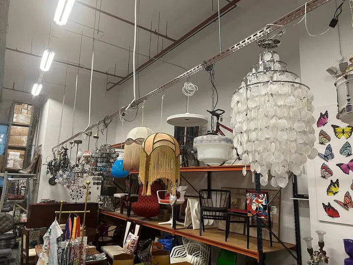Lorgan's The Retro Store Review: Customer became new owner! | Home ...