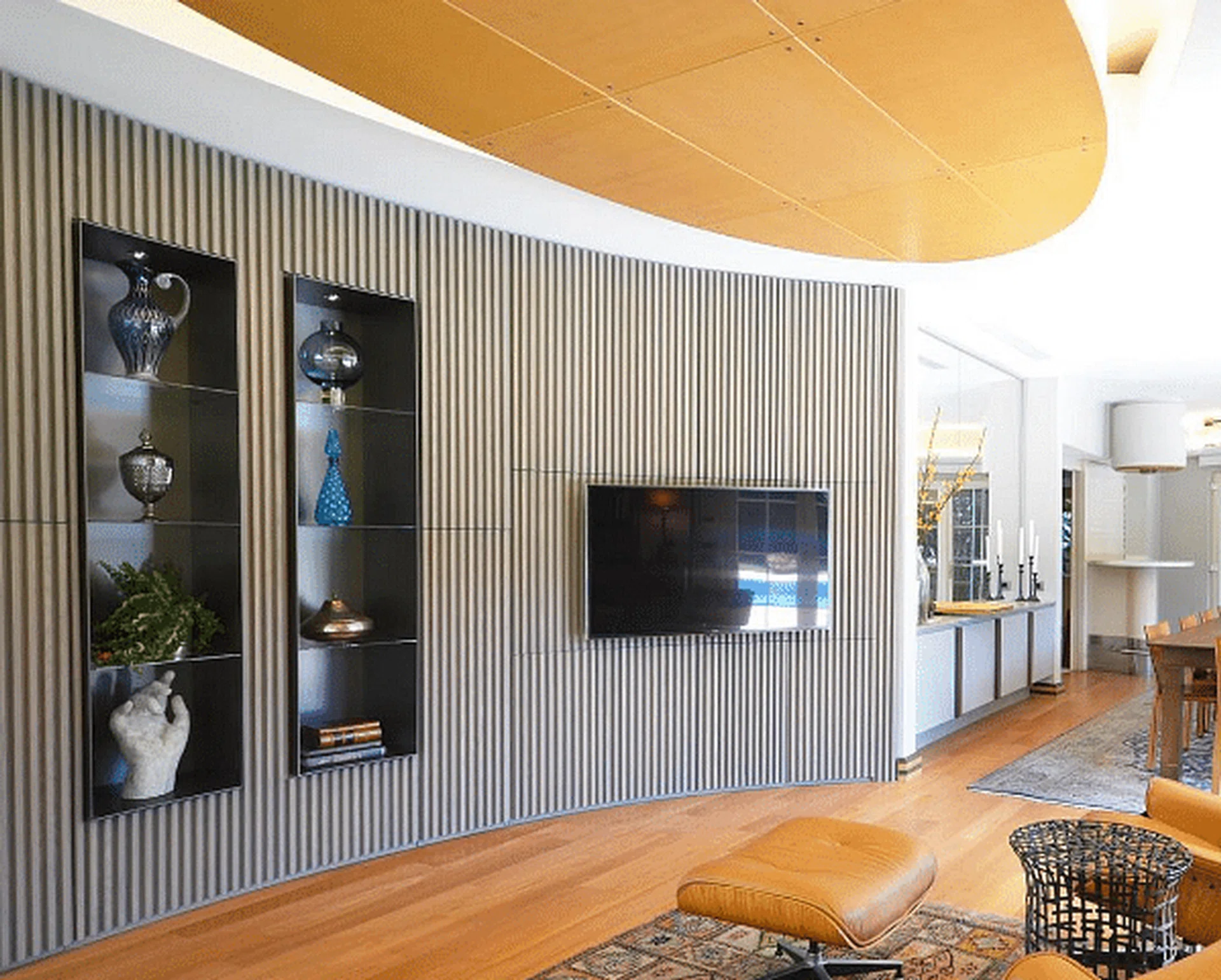 6 TV Console Design Ideas: TV bench, concealed TV console | Home ...