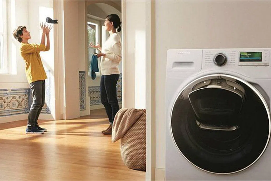 Front-load washing machine that lets you add clothes mid-cycle! - Home ...