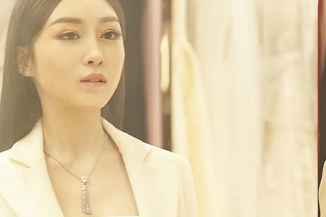 Diana Qian re-designed her walk-in wardrobe, this is the result - ICON ...