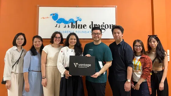 MONEY FM 89.3 Vantage Foundation Partners with Blue Dragon Children's ...