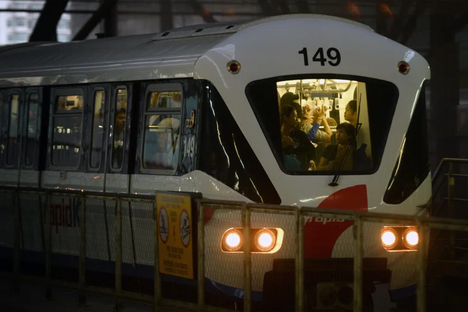 Visually impaired man in KL dies after fall onto tracks, hit by LRT | STOMP