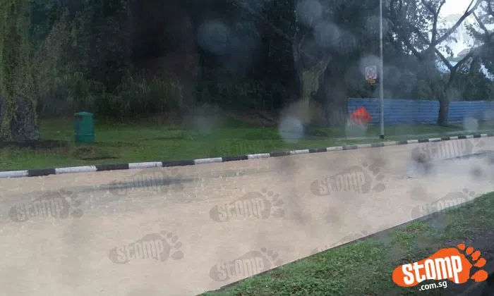 Beware: Heavy rain causes ponding along Bedok South Ave 3 | STOMP