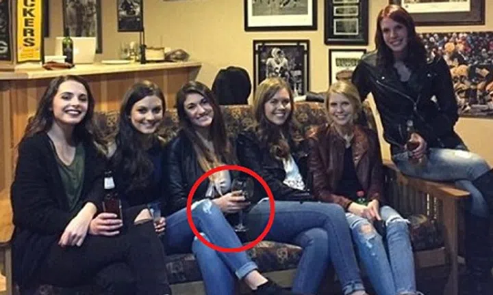 Can you spot woman's missing legs in this viral mind-bending photo? | STOMP