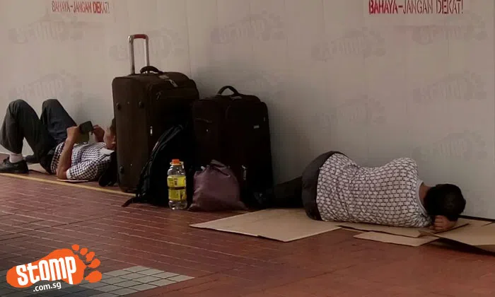 Guys take 'lepak' to a whole new level at Bukit Batok bus interchange ...
