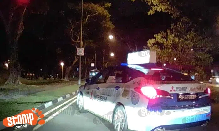 Driver forced to jam on brakes after cabby recklessly stops for passenger | STOMP