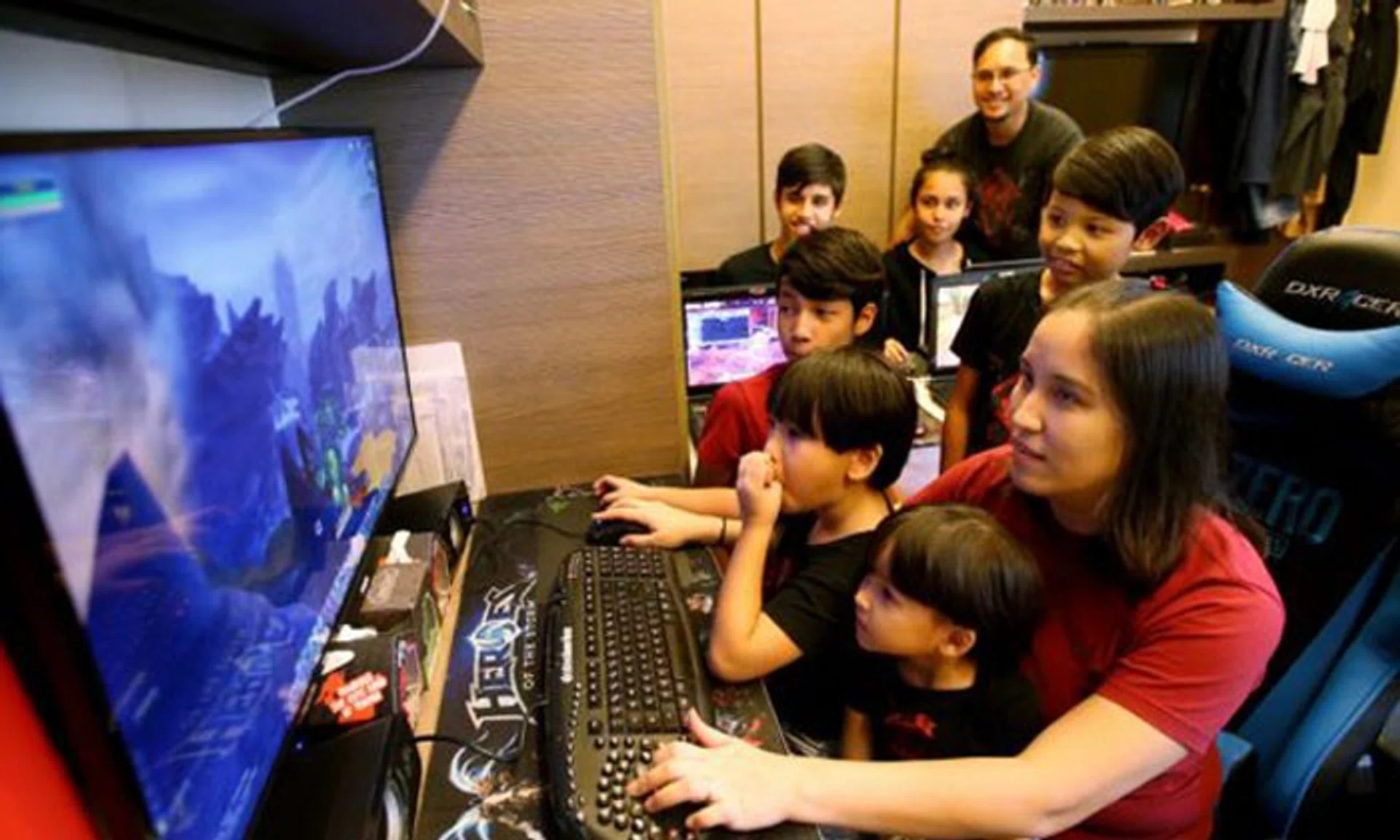 Mother of six in S'pore 'recovers' from brain..., Latest News - STOMP