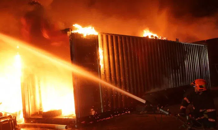 Flames fully engulf Kranji warehouse: It took 90 firefighters and 4 ...