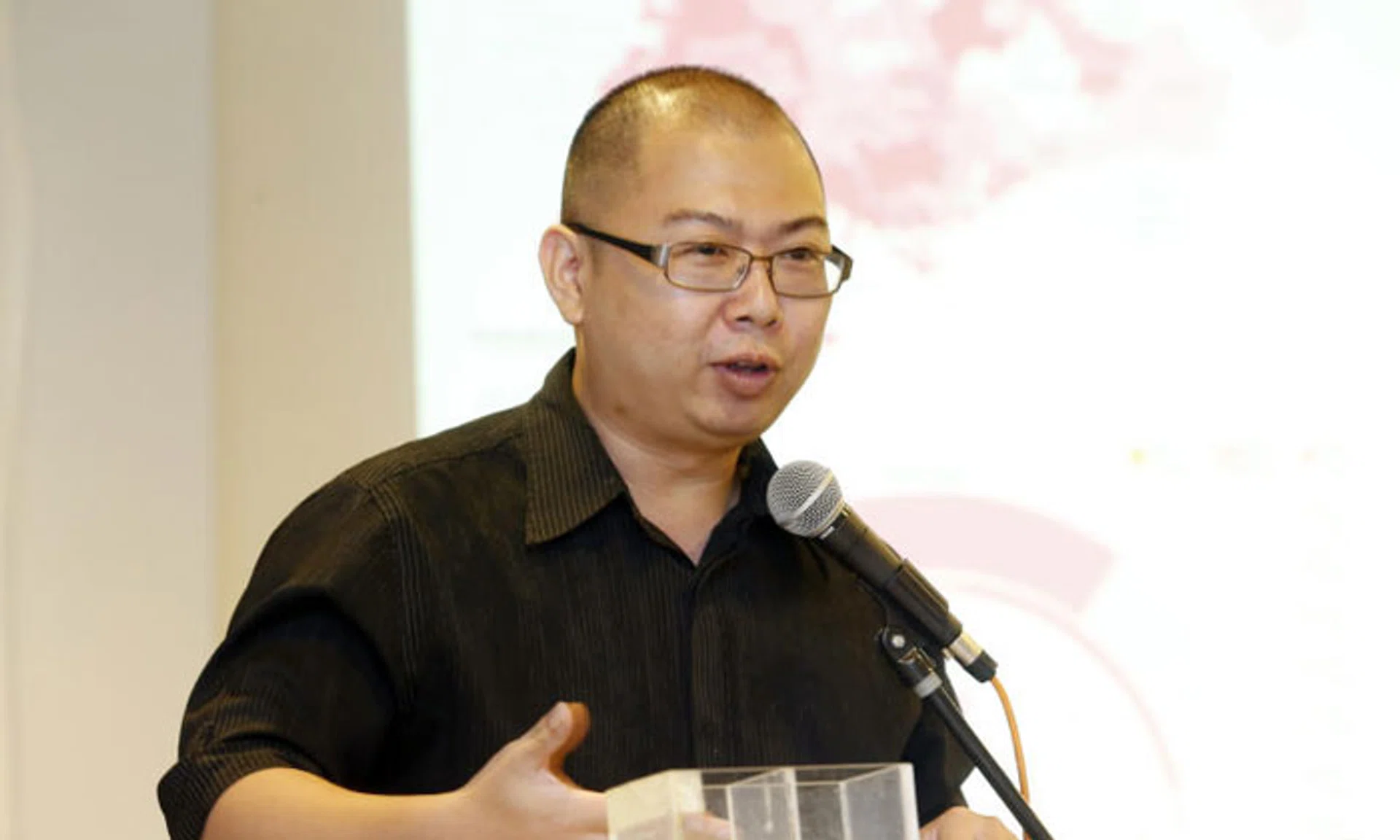 Police to charge TOC editor Terry Xu and another man with criminal defamation over online ...