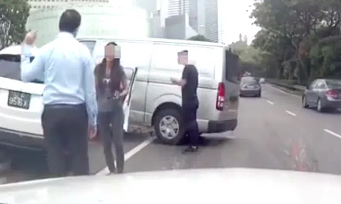 Thank you! Motorist stops to help van and car drivers after accident on ...