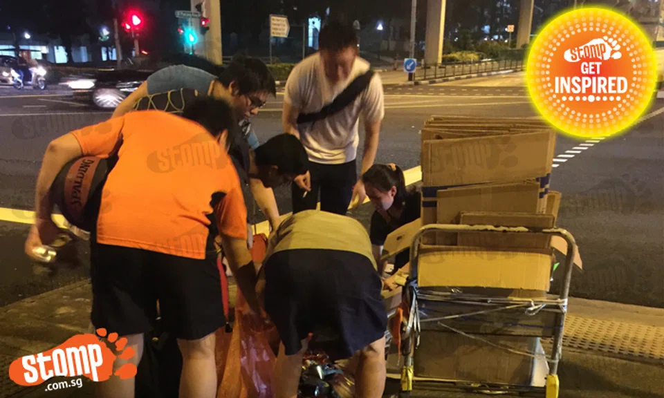 Awkward pause after old man topples his trolley and scatter cans everywhere -- until strangers ...