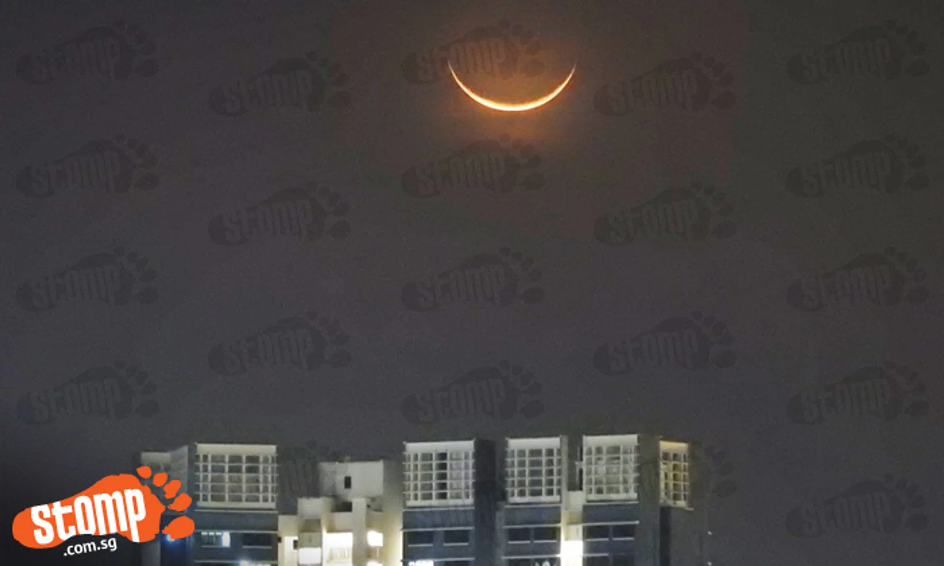 Woodlands resident captures moon slowly 'disappearing' at night | STOMP
