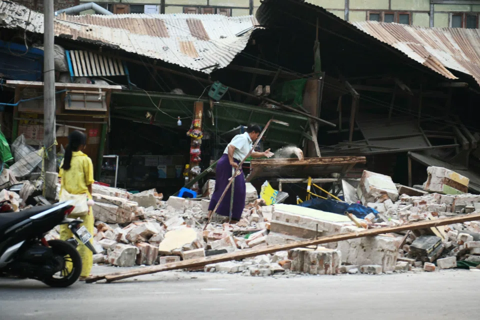 Aftershocks rattle Mandalay as rescuers search for survivors in Myanmar ...