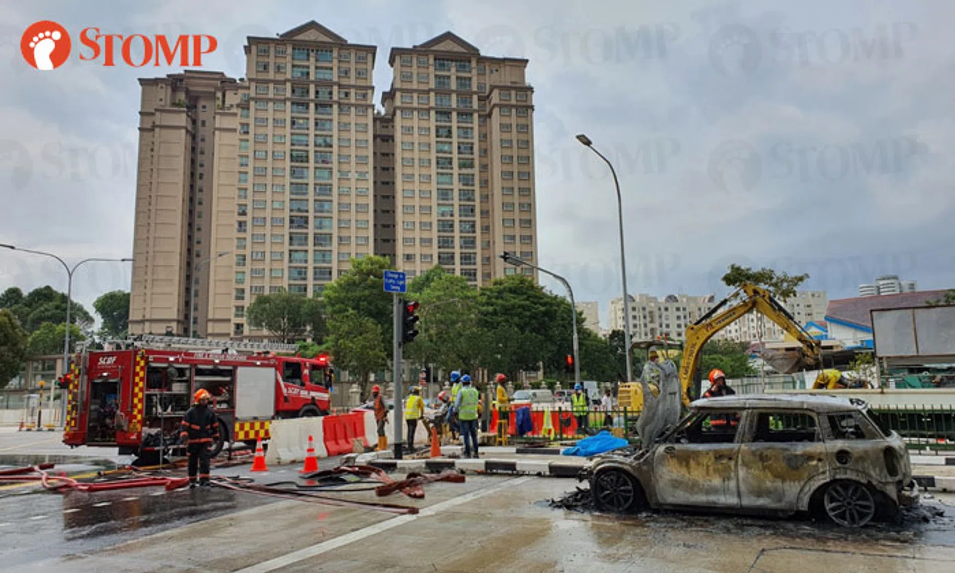 Car burns into empty shell at Sin Ming Avenue, Latest News - STOMP