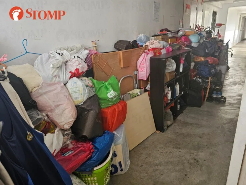 Clutter cleared from Sengkang corridor after Stomper's feedback | STOMP