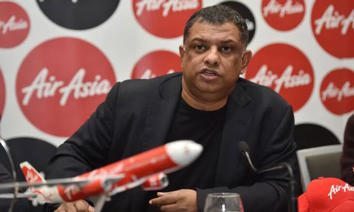 AirAsia boss apologises to stewardess after she's forced to 'kow tow ...