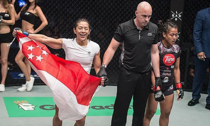 S'pore MMA figher May Ooi wows at ONE Championship debut with win over ...