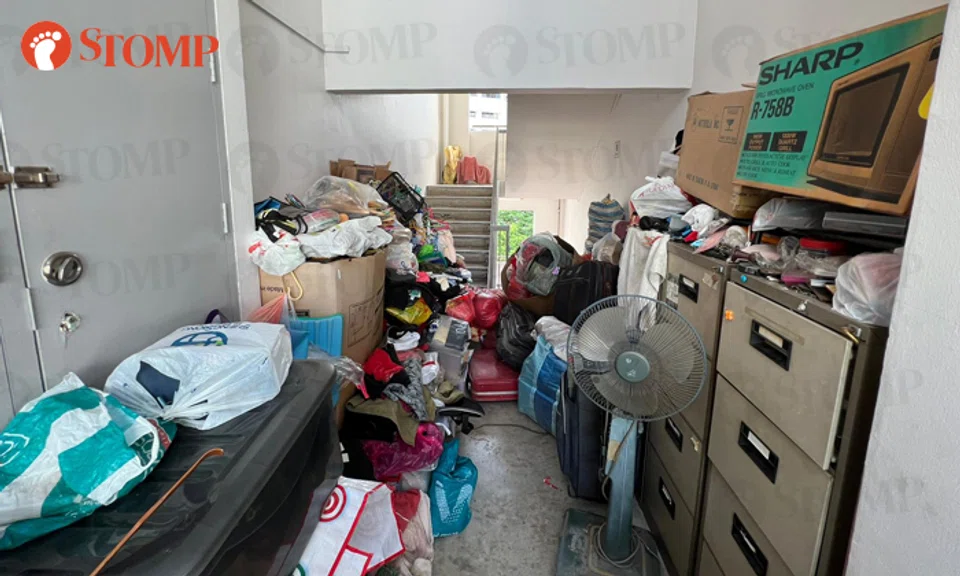 'This is no way to live': Residents helpless over hoarder's clutter of ...