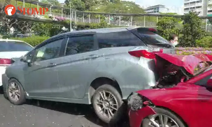 Woman taken to hospital after 9 cars and 1 taxi in accident on ECP | STOMP