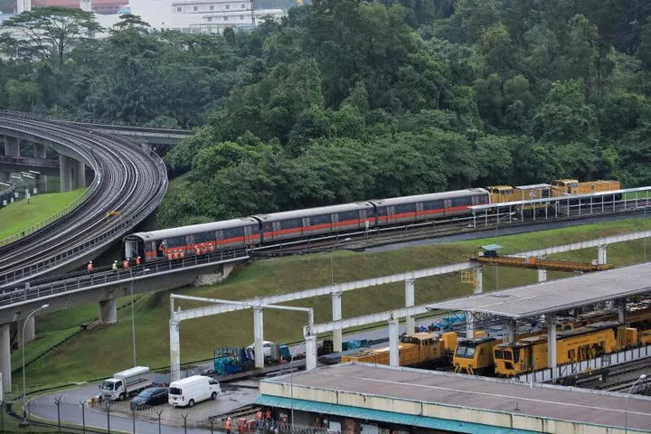 Faulty train withdrawn from service caused 34 rail breaks between Dover ...