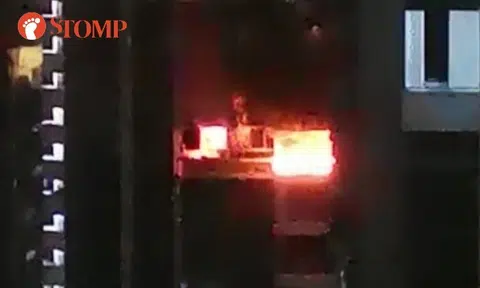 300 evacuated, 3 hospitalised after large fire at The Peak in Toa Payoh ...