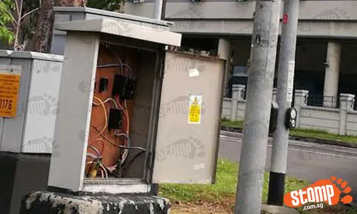 Why on earth is this electrical box at the Ubi Rd 3 traffic junction ...