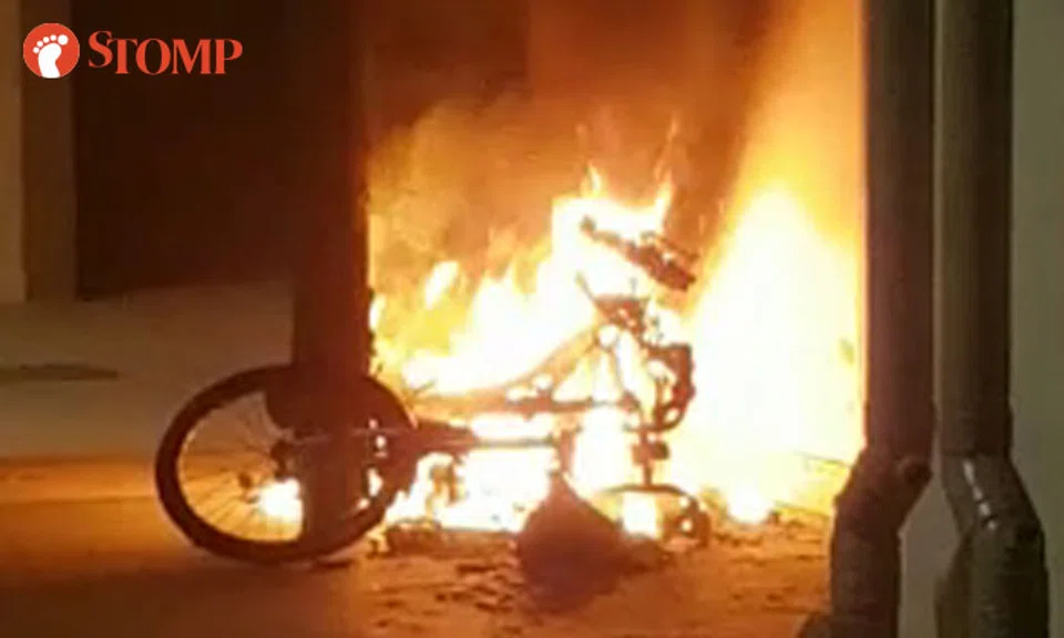 How did this bicycle catch fire at Ang Mo Kio? | STOMP