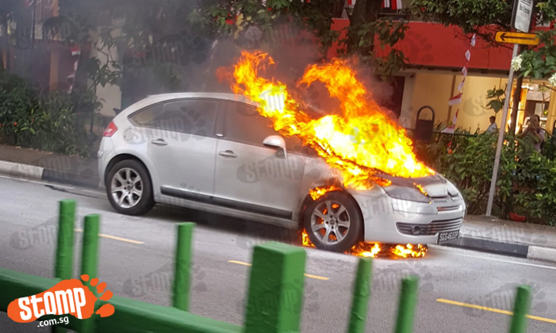 Car goes up in flames at Bukit Merah Central | STOMP