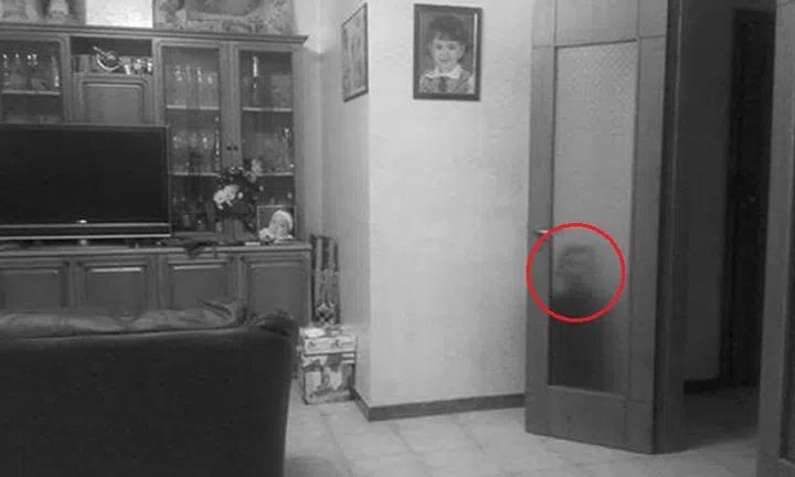 Creepy child-like figure spotted in photograph will send chills up your ...