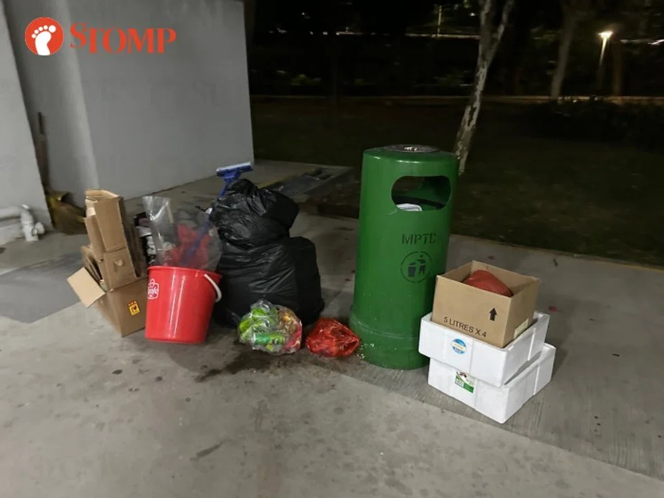 Why can't people throw away their trash properly? Yishun resident calls ...